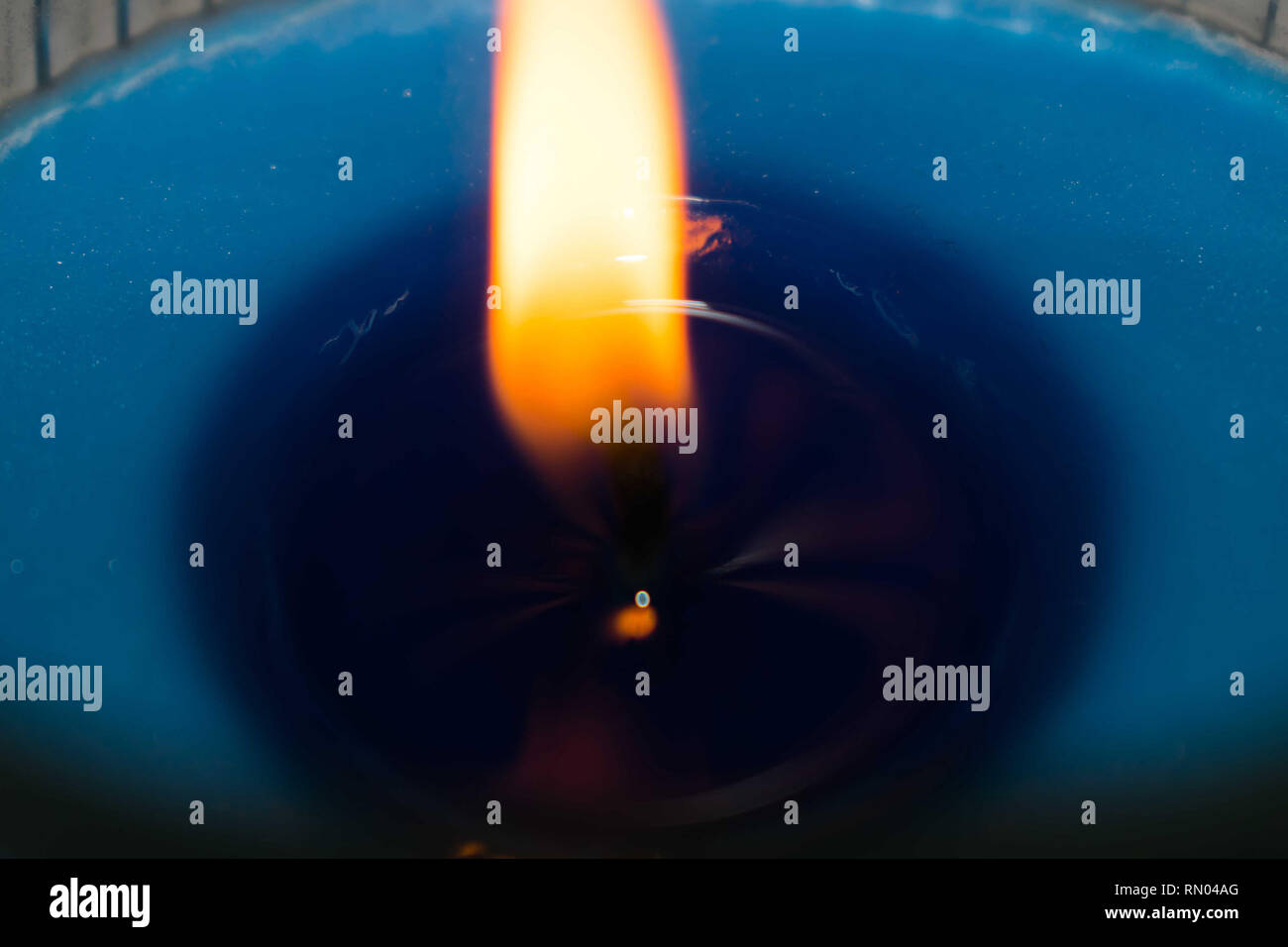 Lighted lighter hi-res stock photography and images - Alamy