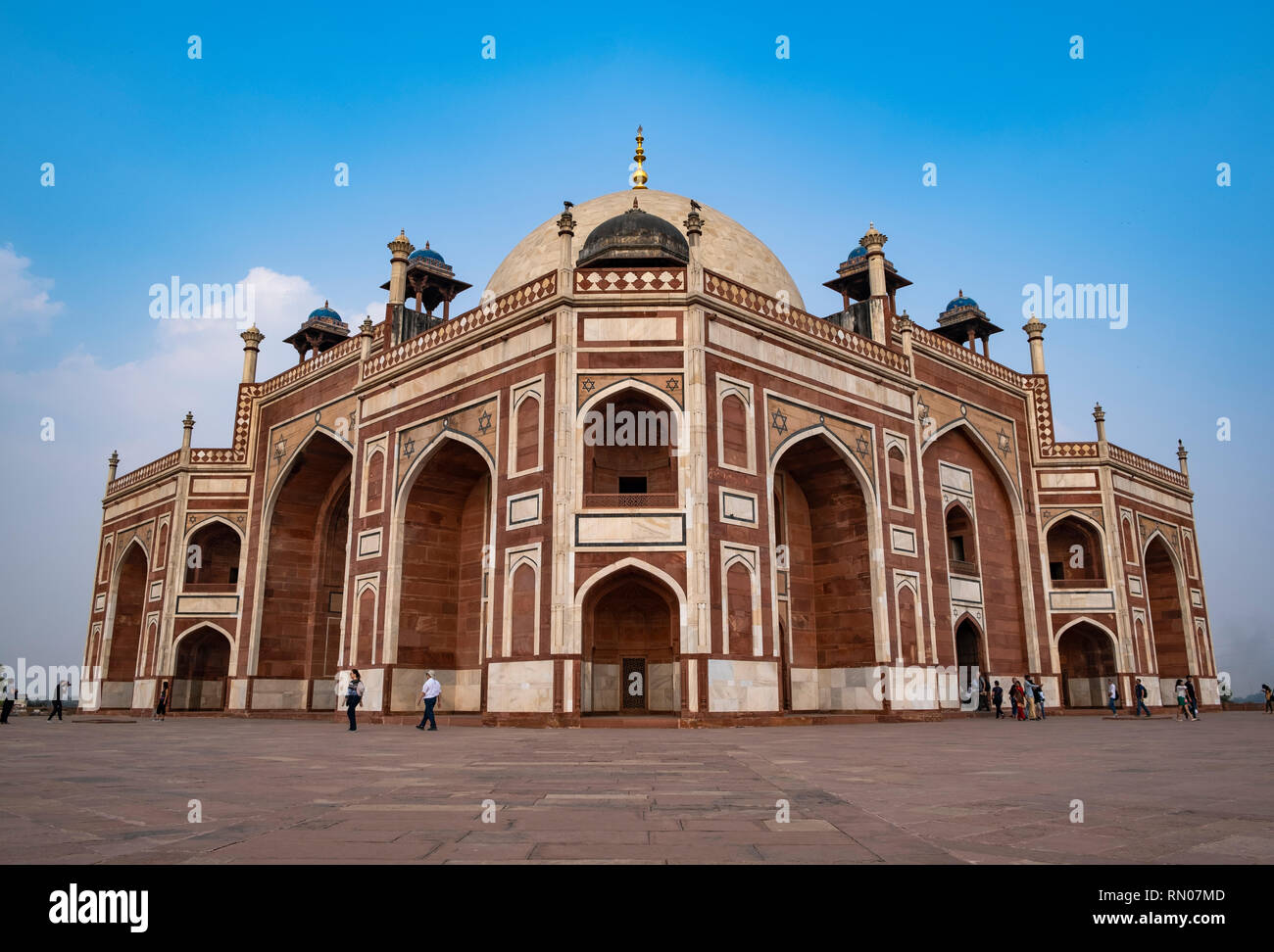 Humayun tomb interior hi-res stock photography and images - Alamy