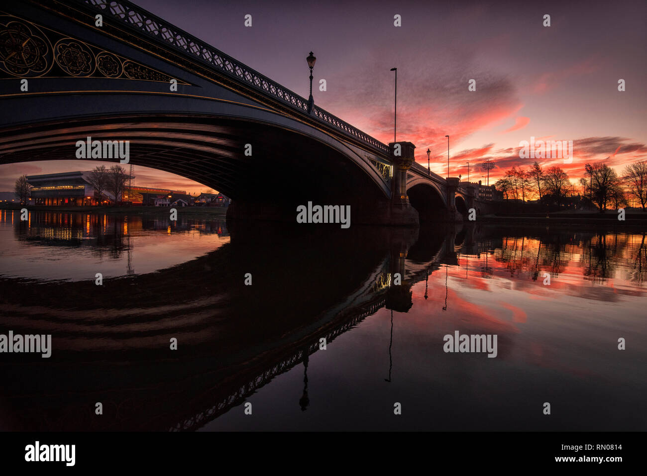 Sunrise on the River Trent at Victoria Embankment in Nottingham ...