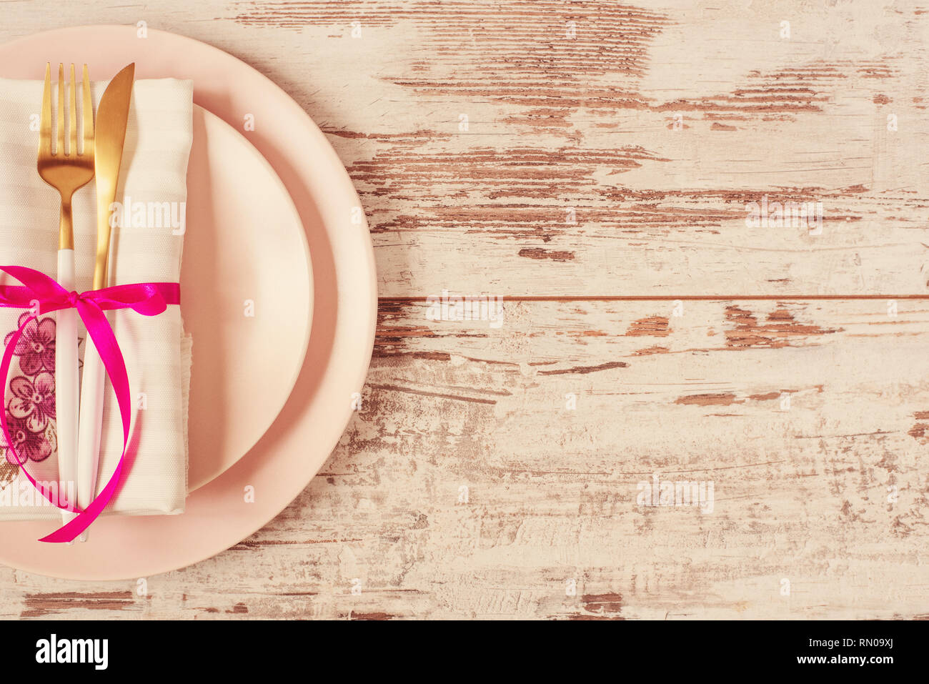 Classy setting hi-res stock photography and images - Alamy