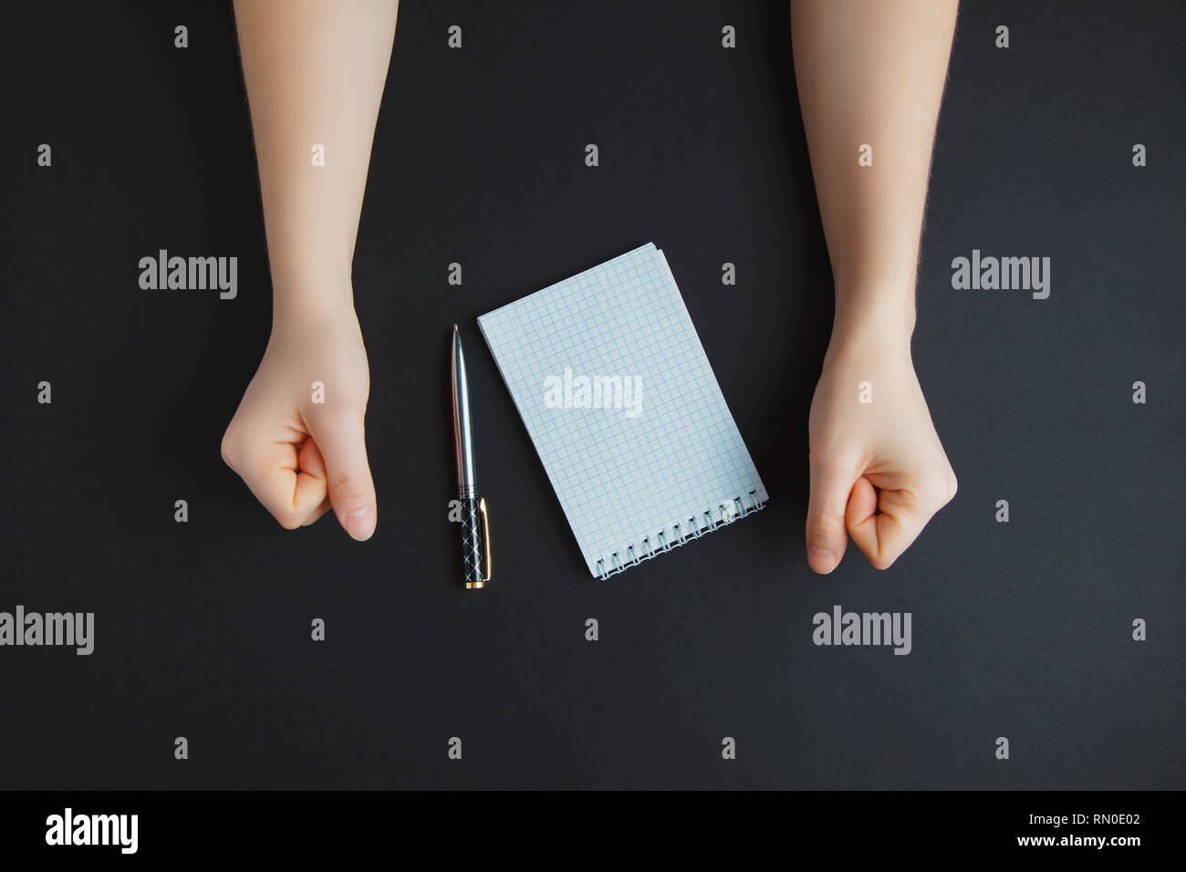 Hands top view hi-res stock photography and images - Alamy