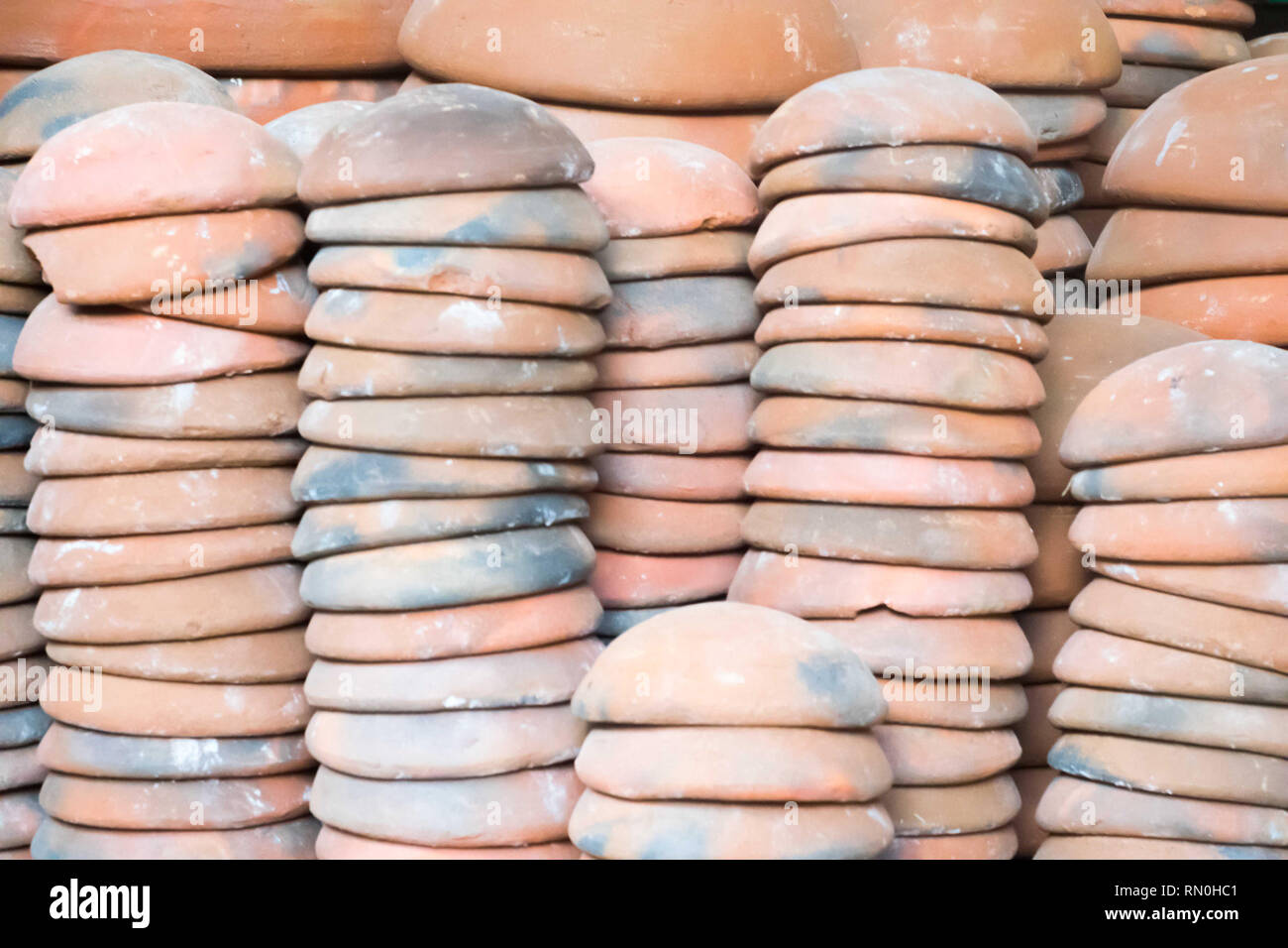 Earthennware hi-res stock photography and images - Alamy