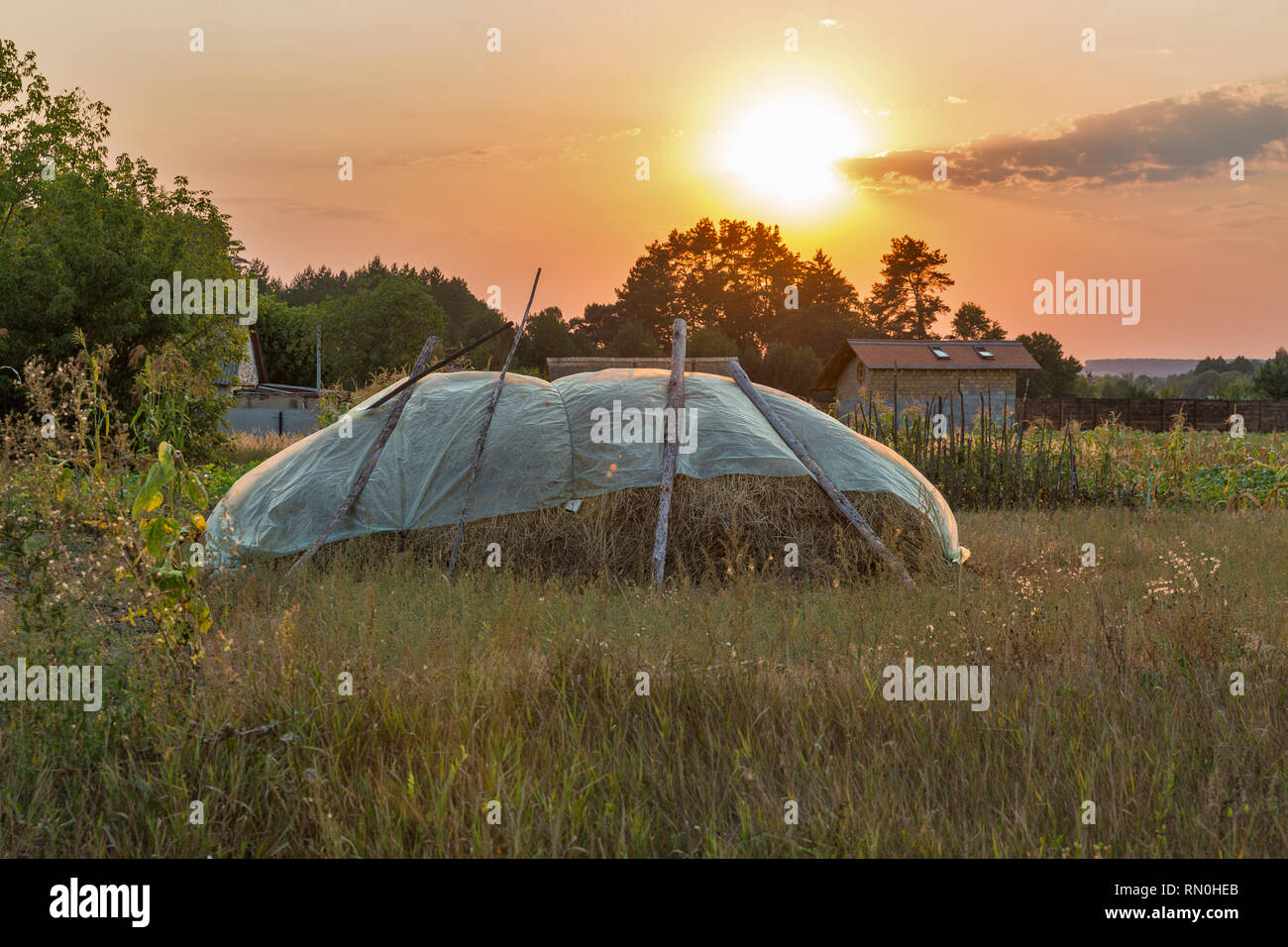 Village landscape hay stack hi-res stock photography and images - Alamy
