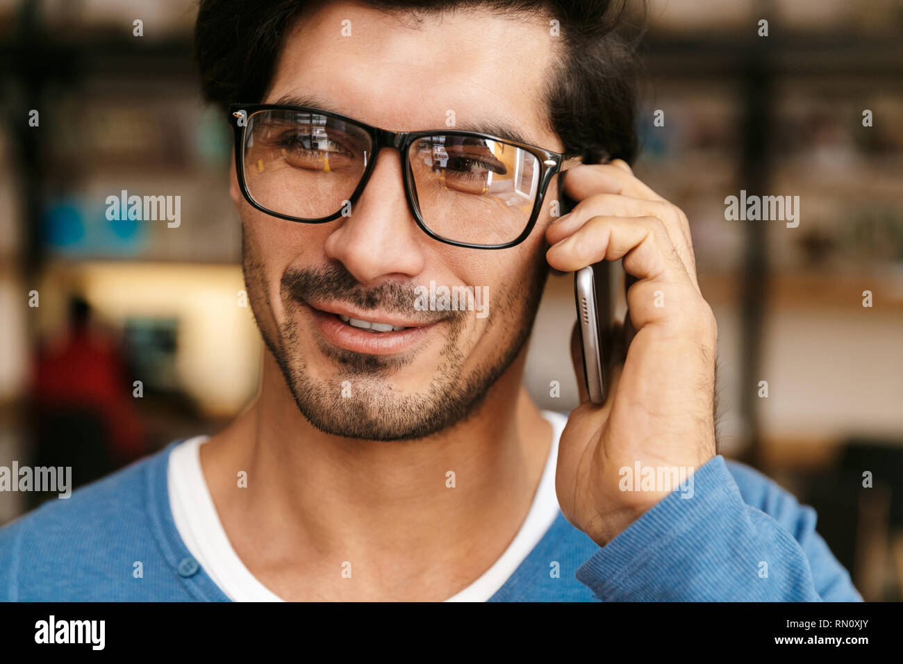 Handsome young man wearing glasses hi-res stock photography and images ...