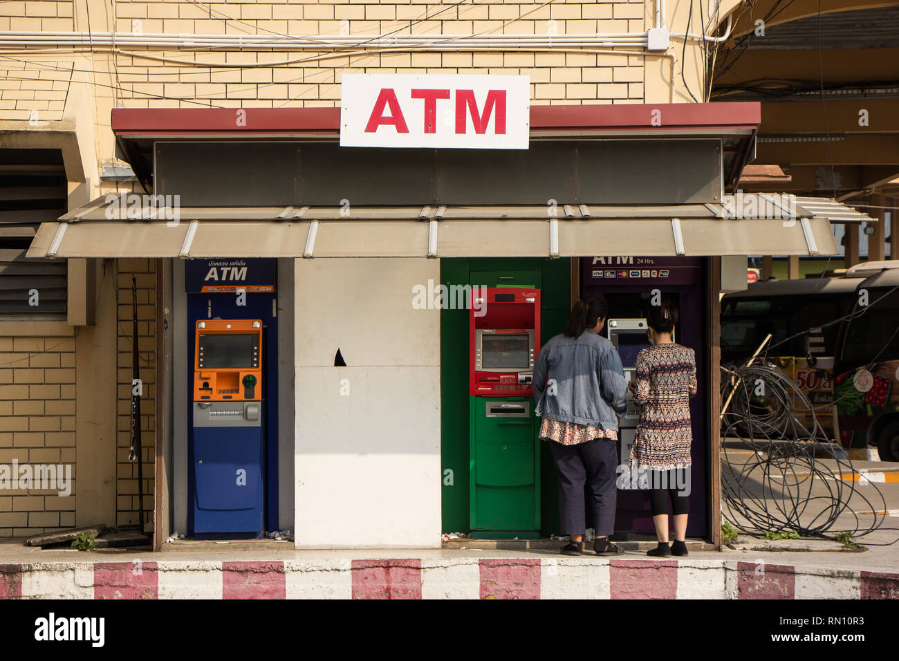 Krungsri atm hi-res stock photography and images - Alamy