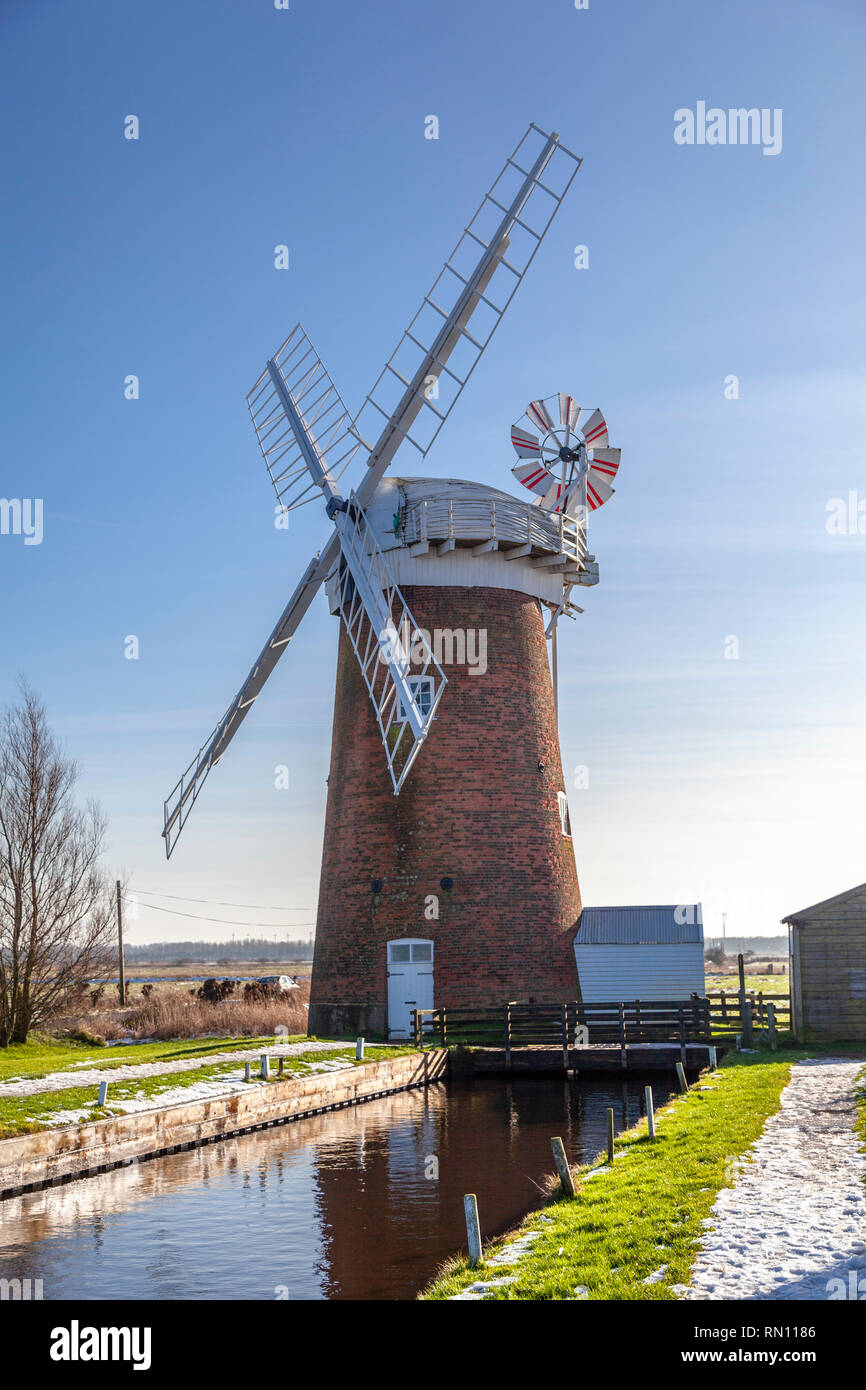 Brick windmill hi-res stock photography and images - Alamy