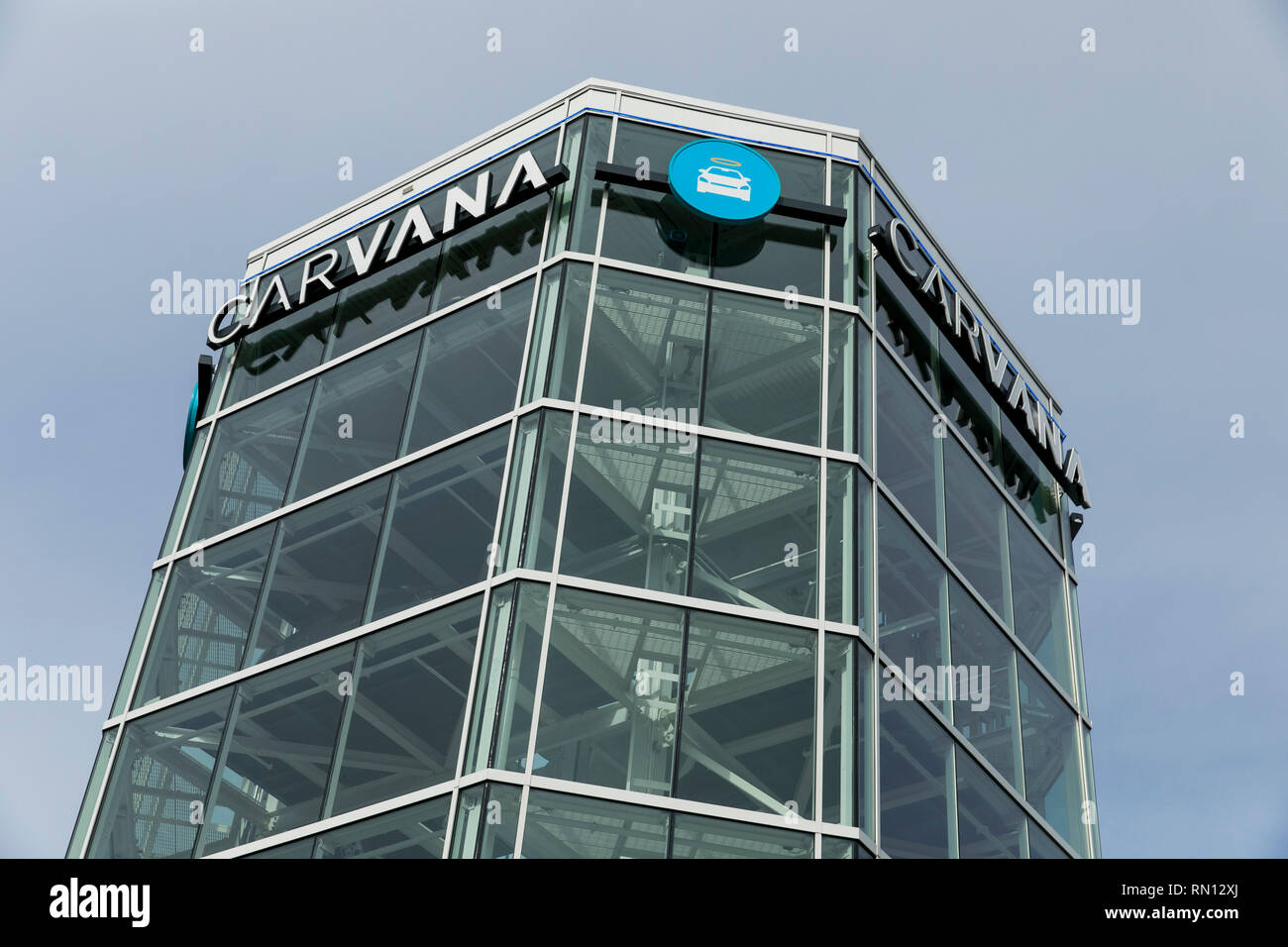 Logo carvana hi-res stock photography and images - Alamy