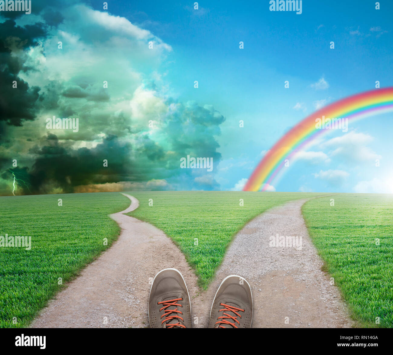 Fork in road hi-res stock photography and images - Alamy