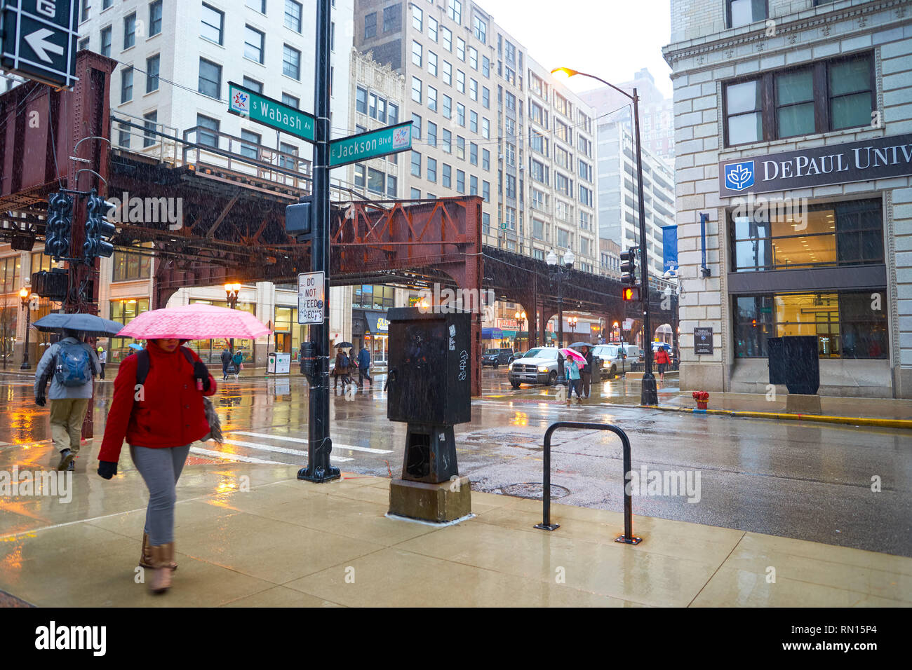 CHICAGO, IL - CIRCA MARCH, 2016: Chicago downtown in the daytime ...