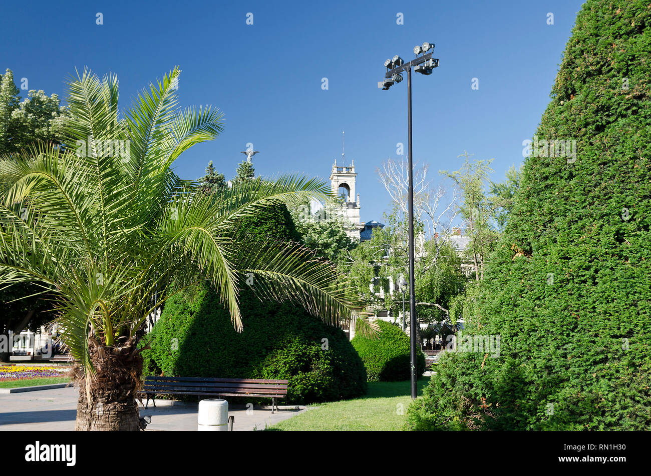 Baroque garden in city center hi-res stock photography and images - Alamy