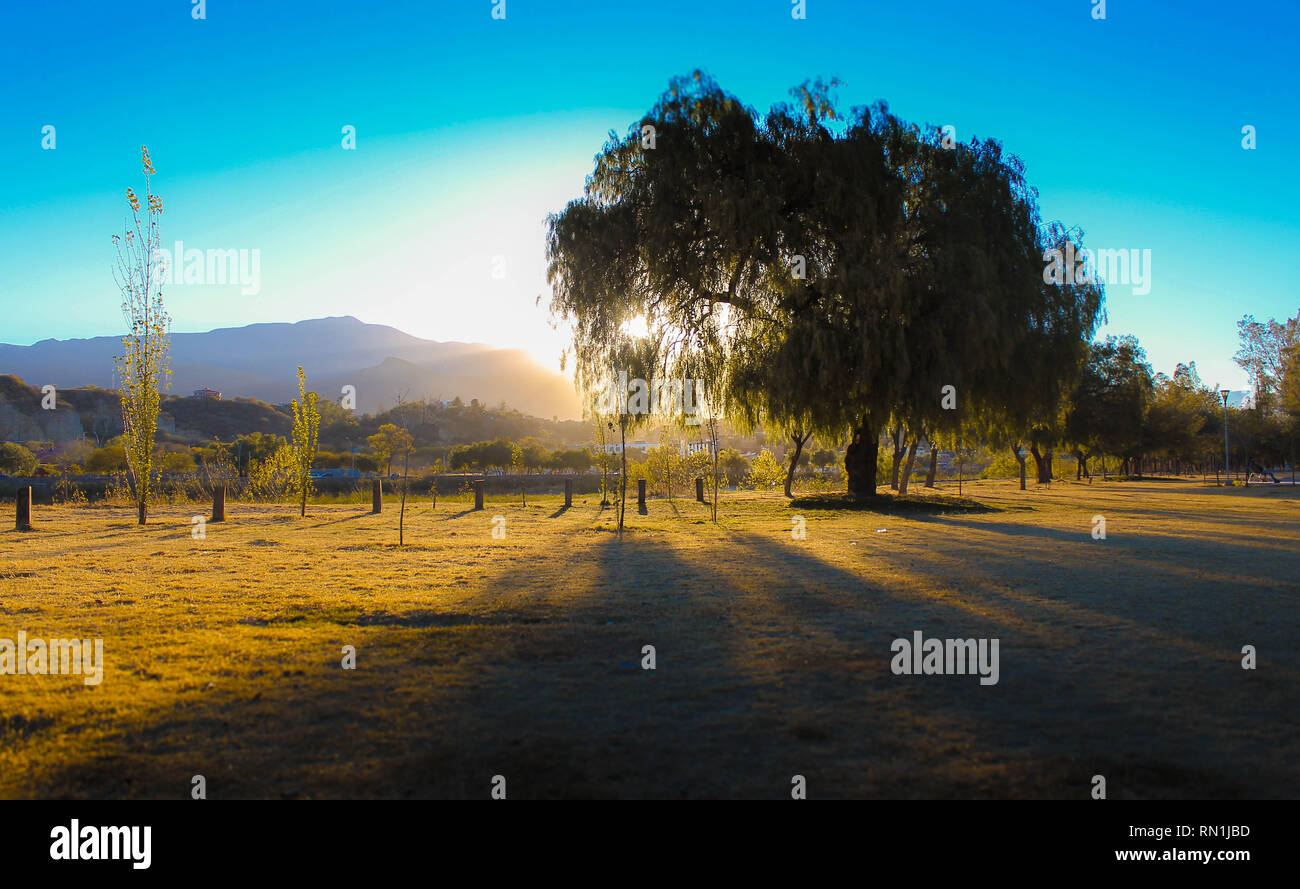 Dia del atardecer hi-res stock photography and images - Alamy
