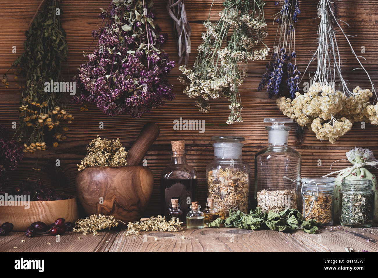 Oil tinctures hi-res stock photography and images - Alamy