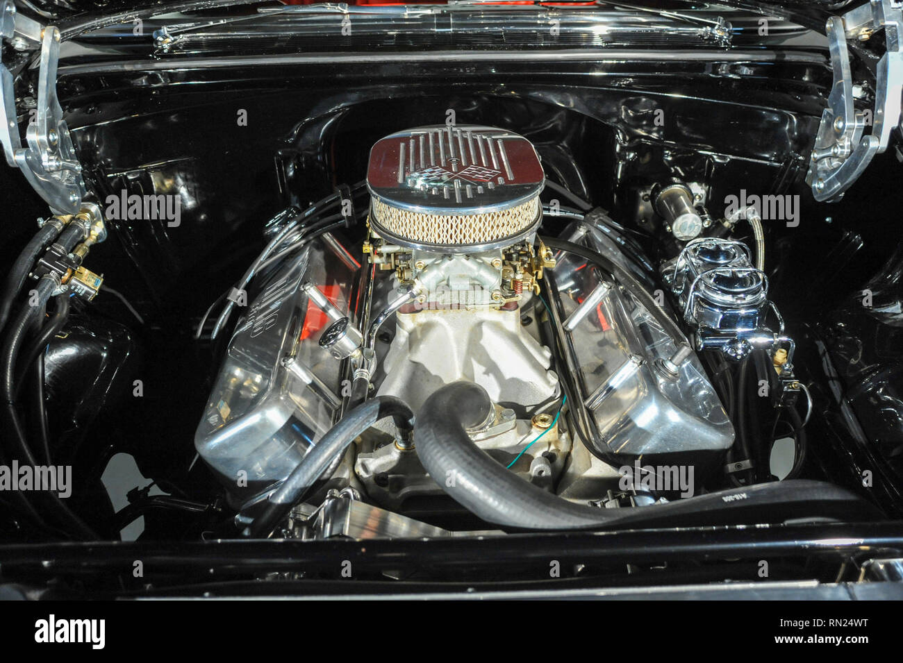 1955 chevrolet engine hi-res stock photography and images - Alamy