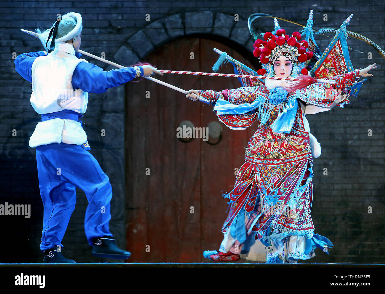 YINGKOU, LIAONING, China. 22nd July, 2018. Chinese actors perform the ...