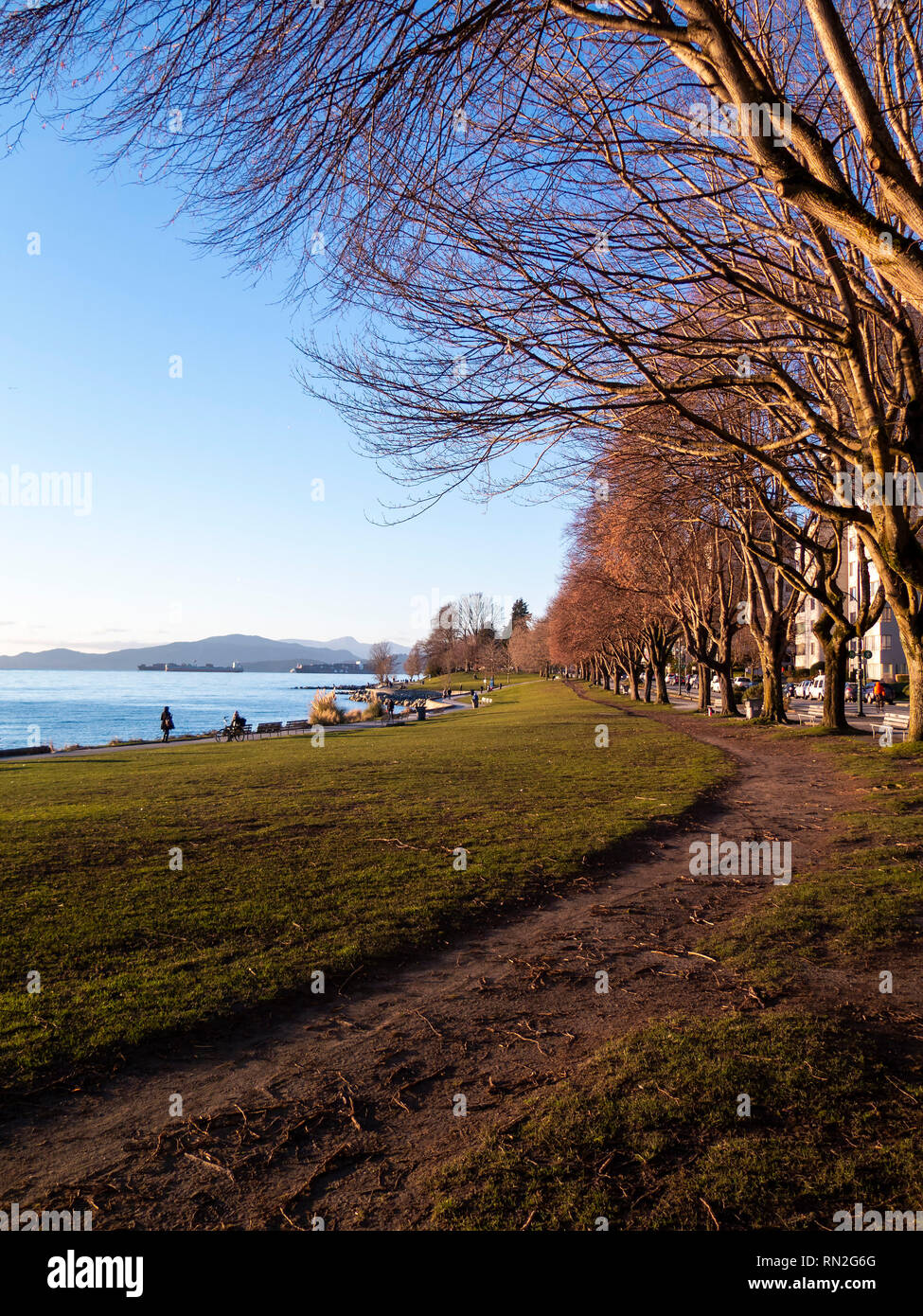 English bay beach hi-res stock photography and images - Alamy