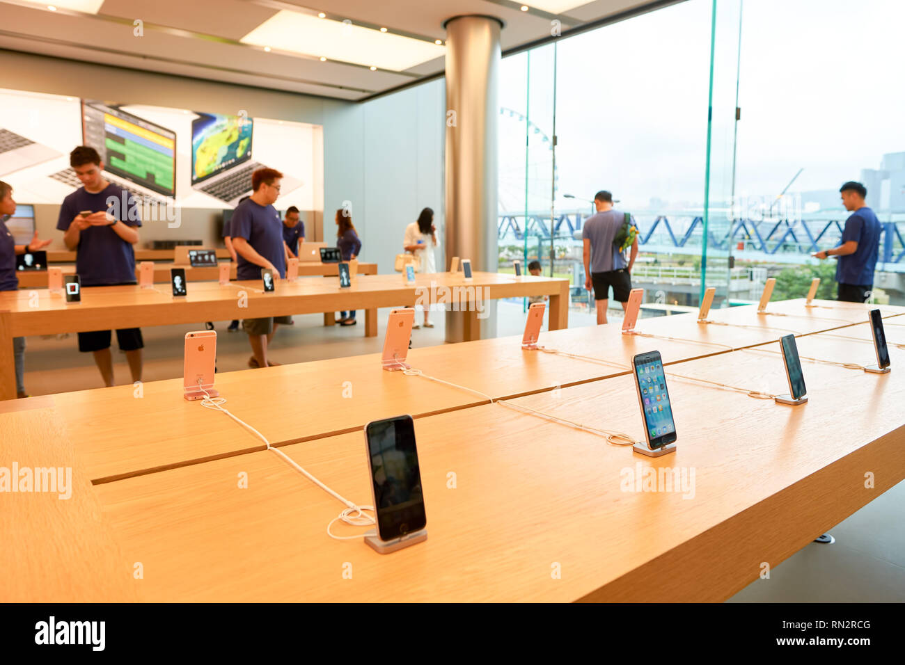 Apple inc colour hi-res stock photography and images - Alamy