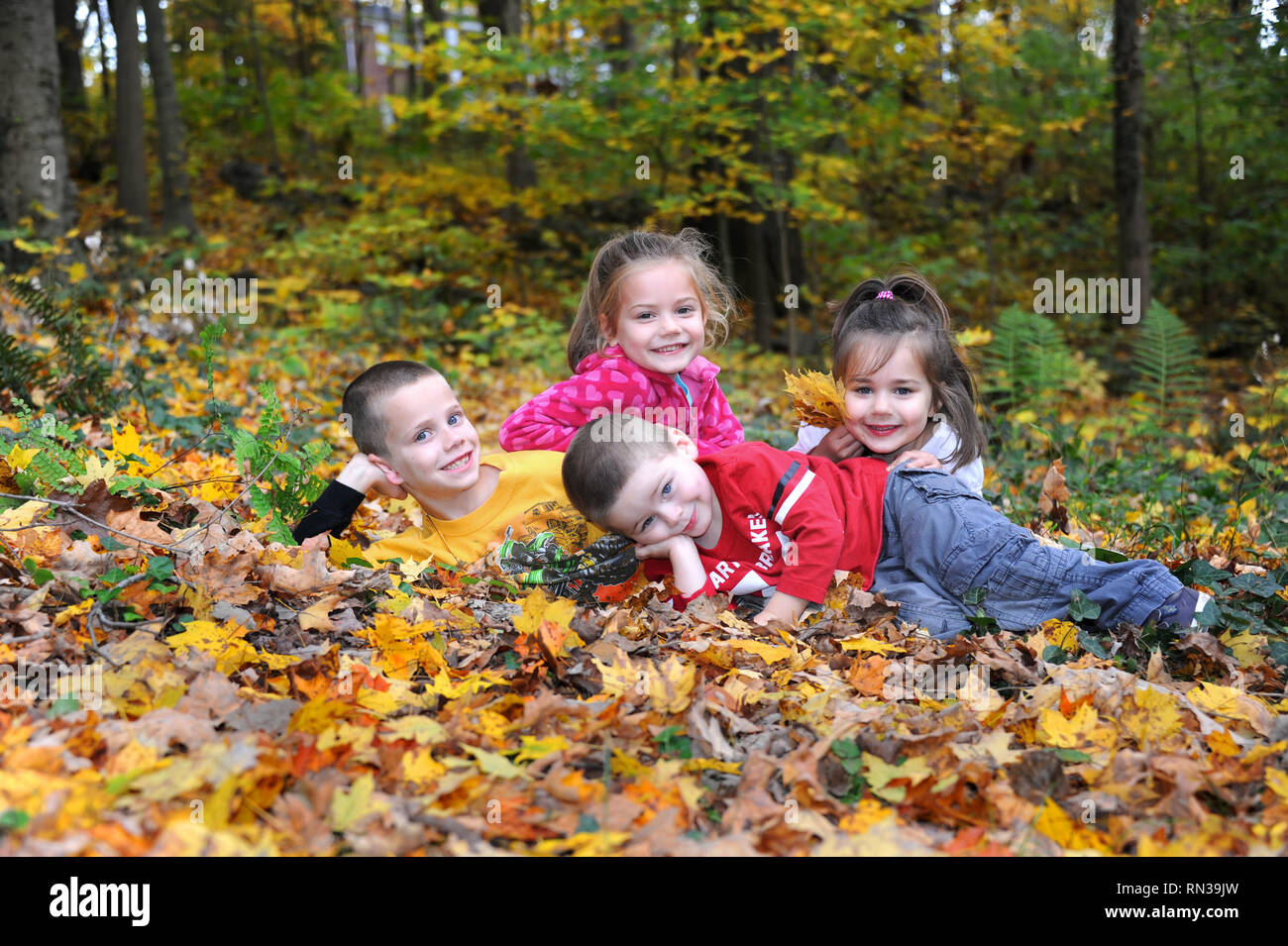 Four siblings hi-res stock photography and images - Alamy