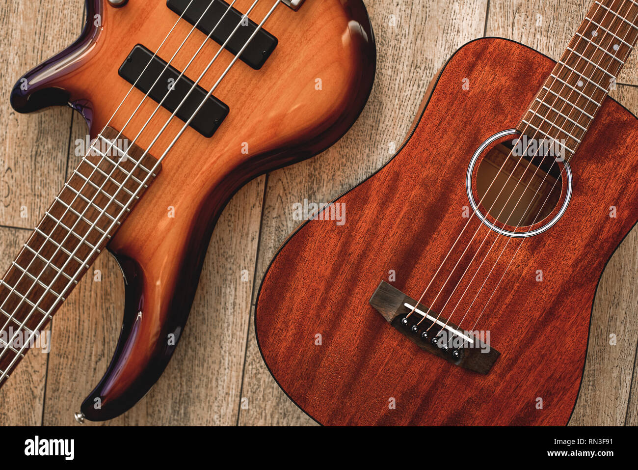 Also a strummed string instrument hi-res stock photography and images ...
