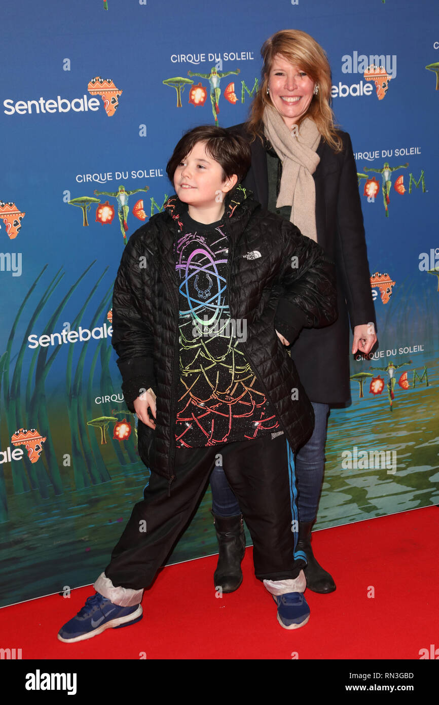 Cirque Du Soleil’s TOTEM premiere Featuring: Walter Barratt, Julia ...