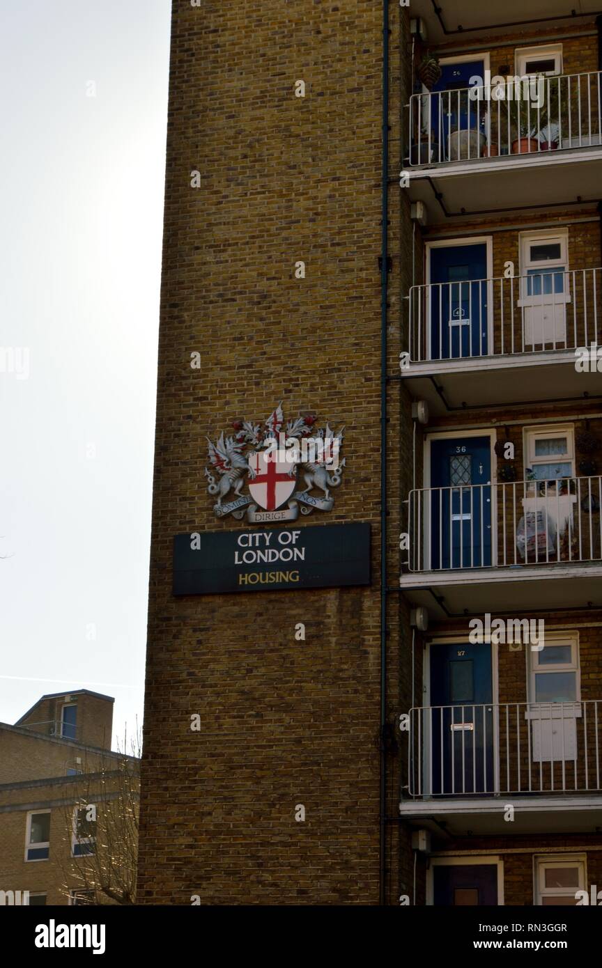 Borough High street and Borough Market Stock Photo - Alamy