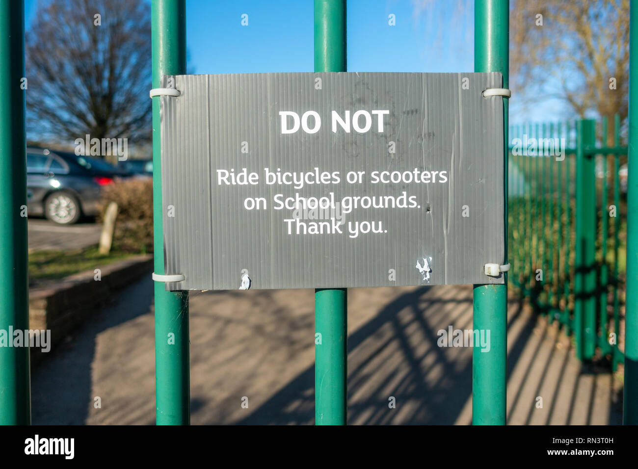 School information sign on hi-res stock photography and images - Alamy