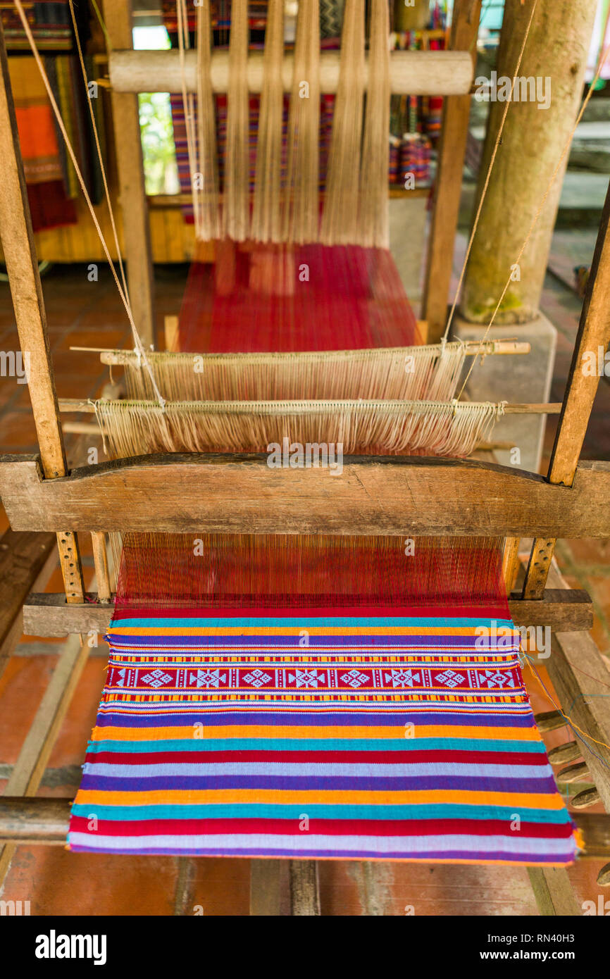 Loom factory pattern hi-res stock photography and images - Alamy