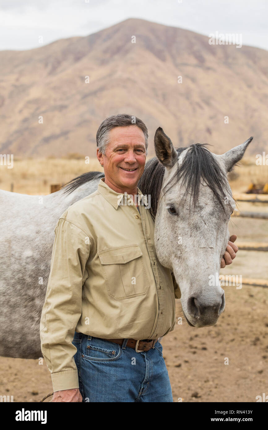 Mature with horse hi-res stock photography and images - Alamy