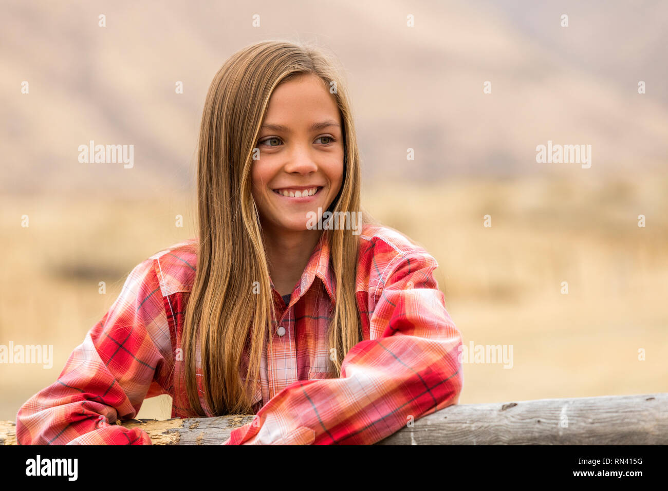 Girls on ranch hi-res stock photography and images - Alamy