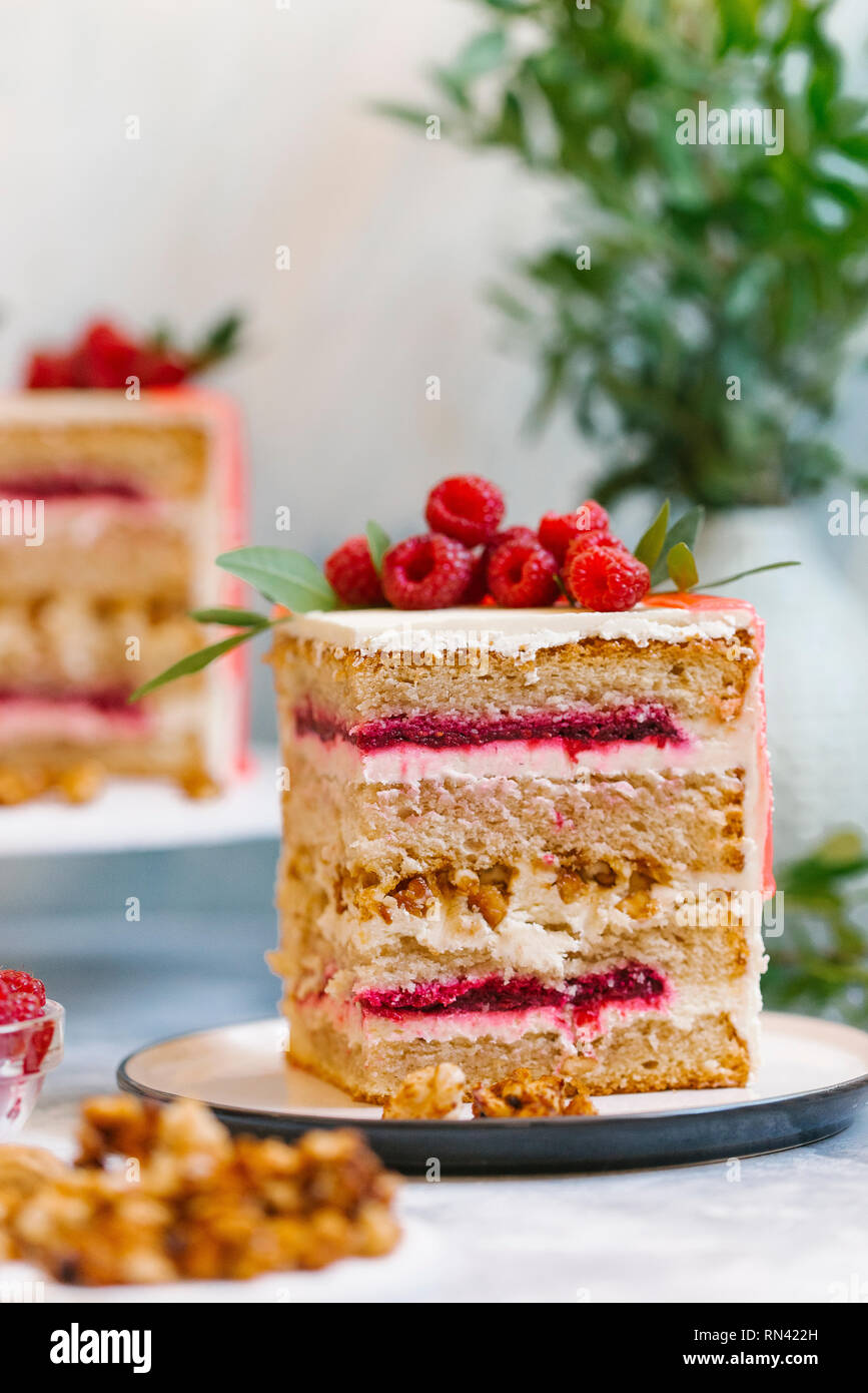 Berry torte hi-res stock photography and images - Alamy