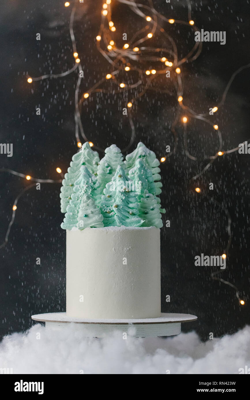 Cake with pine tree frosting Stock Photo - Alamy