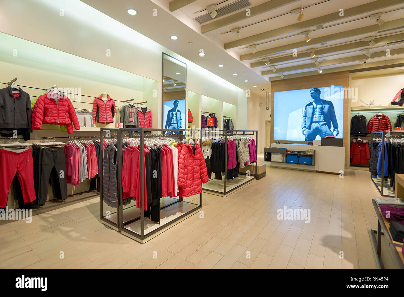 Kk mall hi-res stock photography and images - Alamy