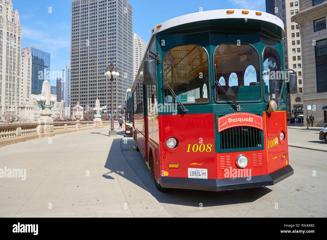 CHICAGO, IL - CIRCA MARCH, 2016: Chicago Trolley at Chicago downtown in ...