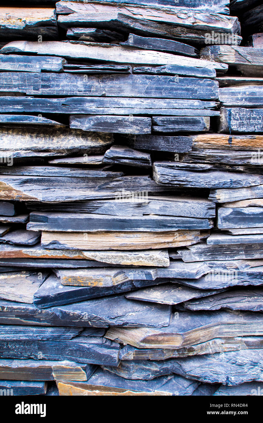 Overlapping slabs hi-res stock photography and images - Alamy