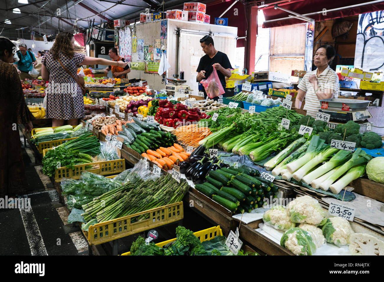 Queen alley hi-res stock photography and images - Alamy