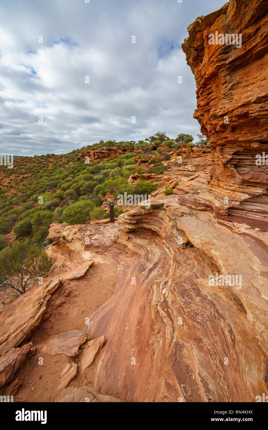 Hiking the canyon. natures window loop trail, kalbarri national park ...