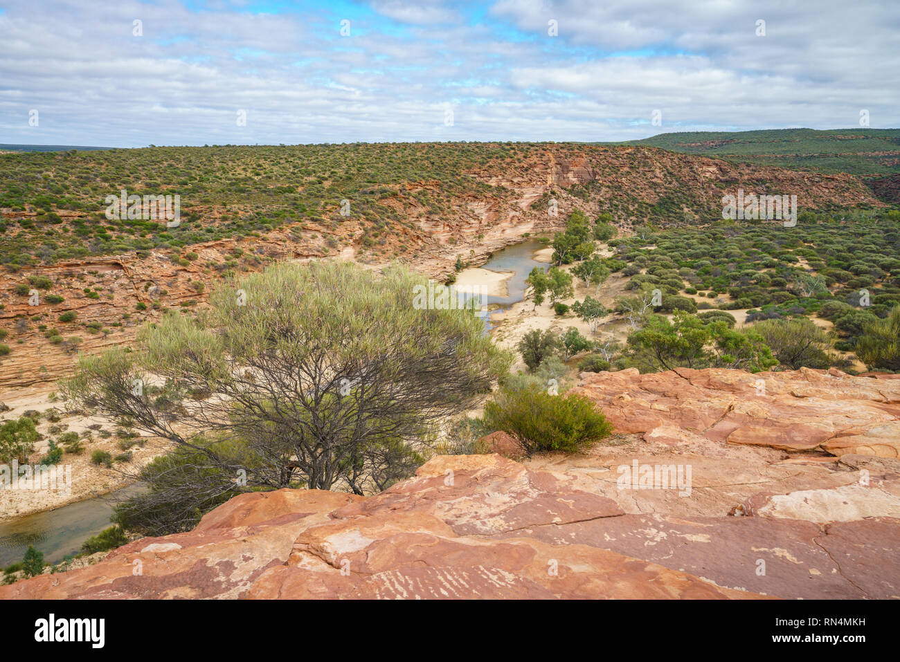 Hiking the canyon. natures window loop trail, kalbarri national park ...