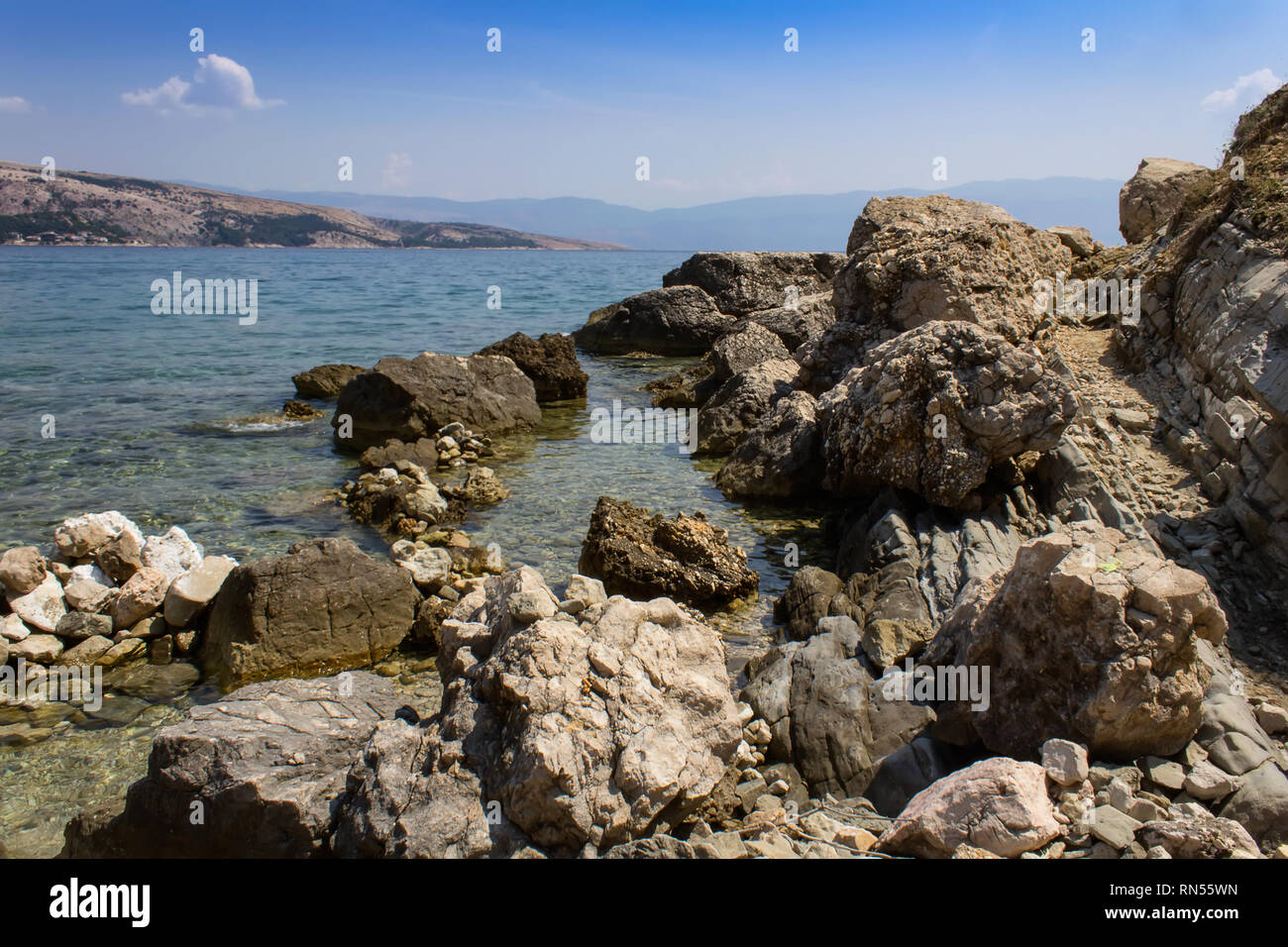 Sea with rock cliff, island Krk, Croatia Stock Photo - Alamy