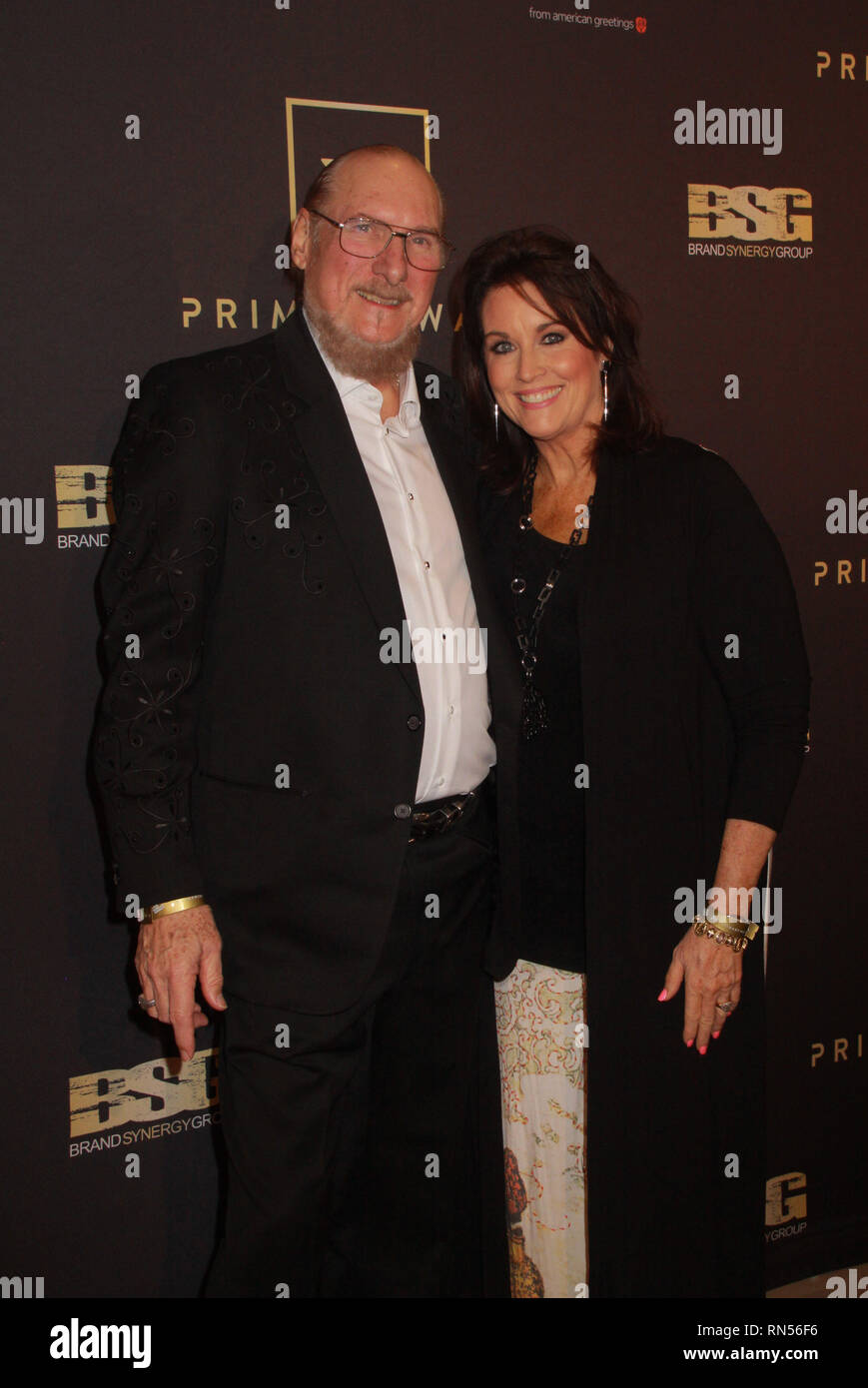 Angel cropper hi-res stock photography and images - Alamy