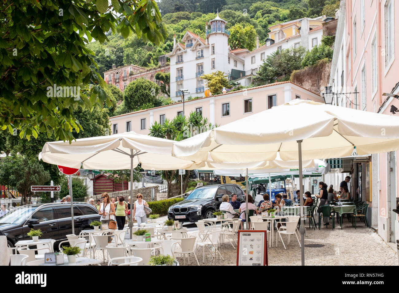 Outdoor cafe sintra hi-res stock photography and images - Alamy