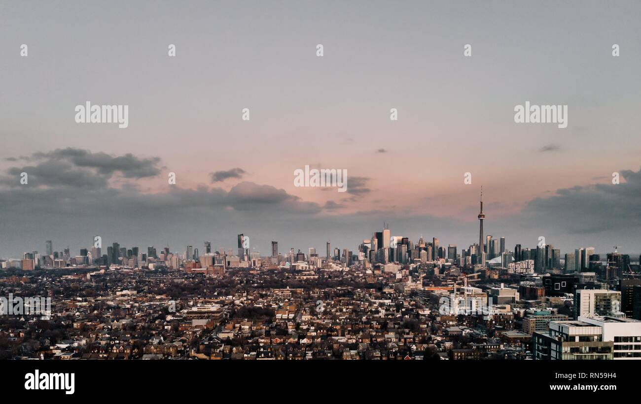 aerial view of toronto skyline Stock Photo - Alamy