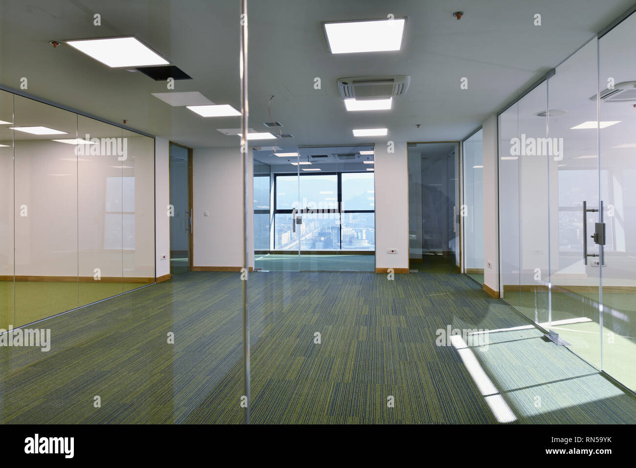 empty office interior of new corporate business modern startup Stock ...