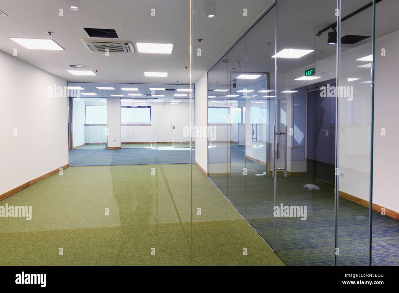 empty office interior of new corporate business modern startup Stock ...