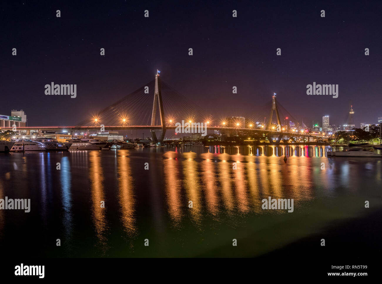 bridge at night Stock Photo - Alamy