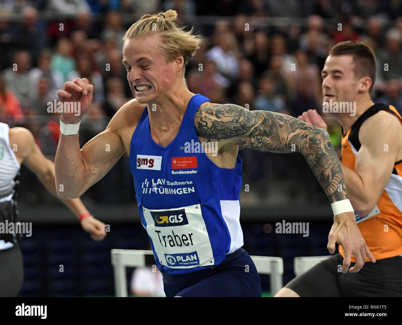 Hurdler men hi-res stock photography and images - Alamy