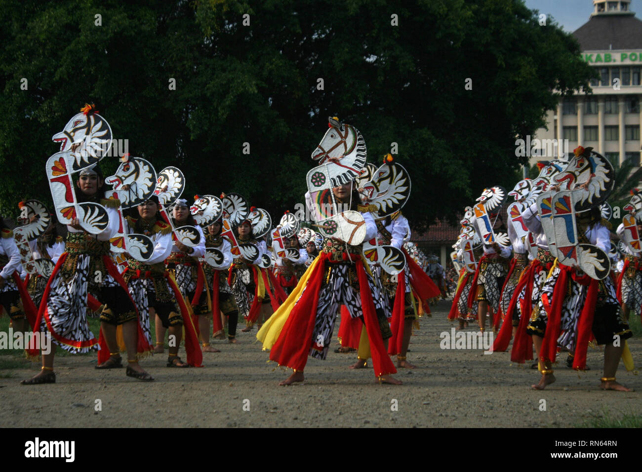 Mass dance hi-res stock photography and images - Alamy