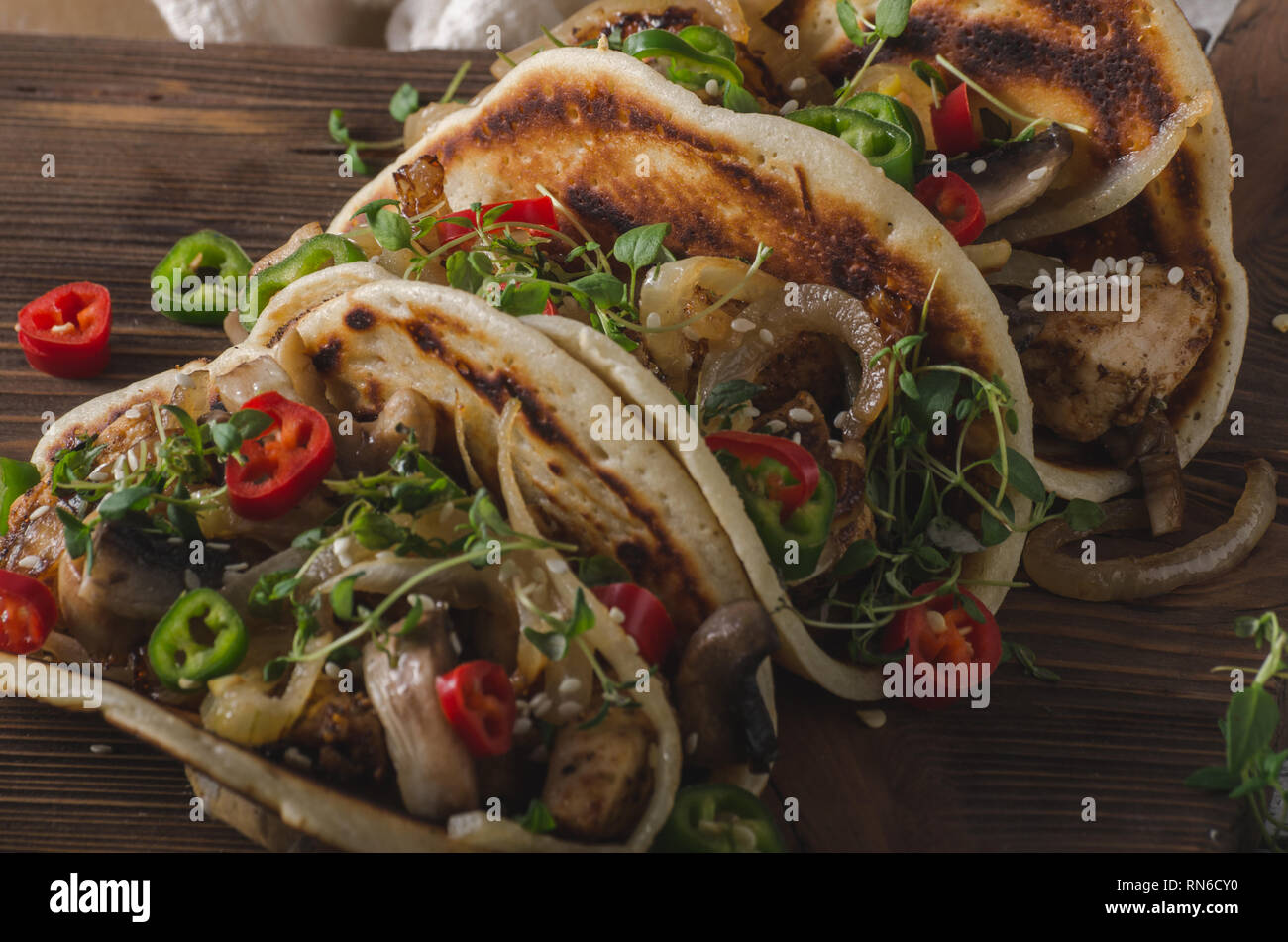 Delish food, homemade taco shells, fresh spicy chilli and chicken with ...