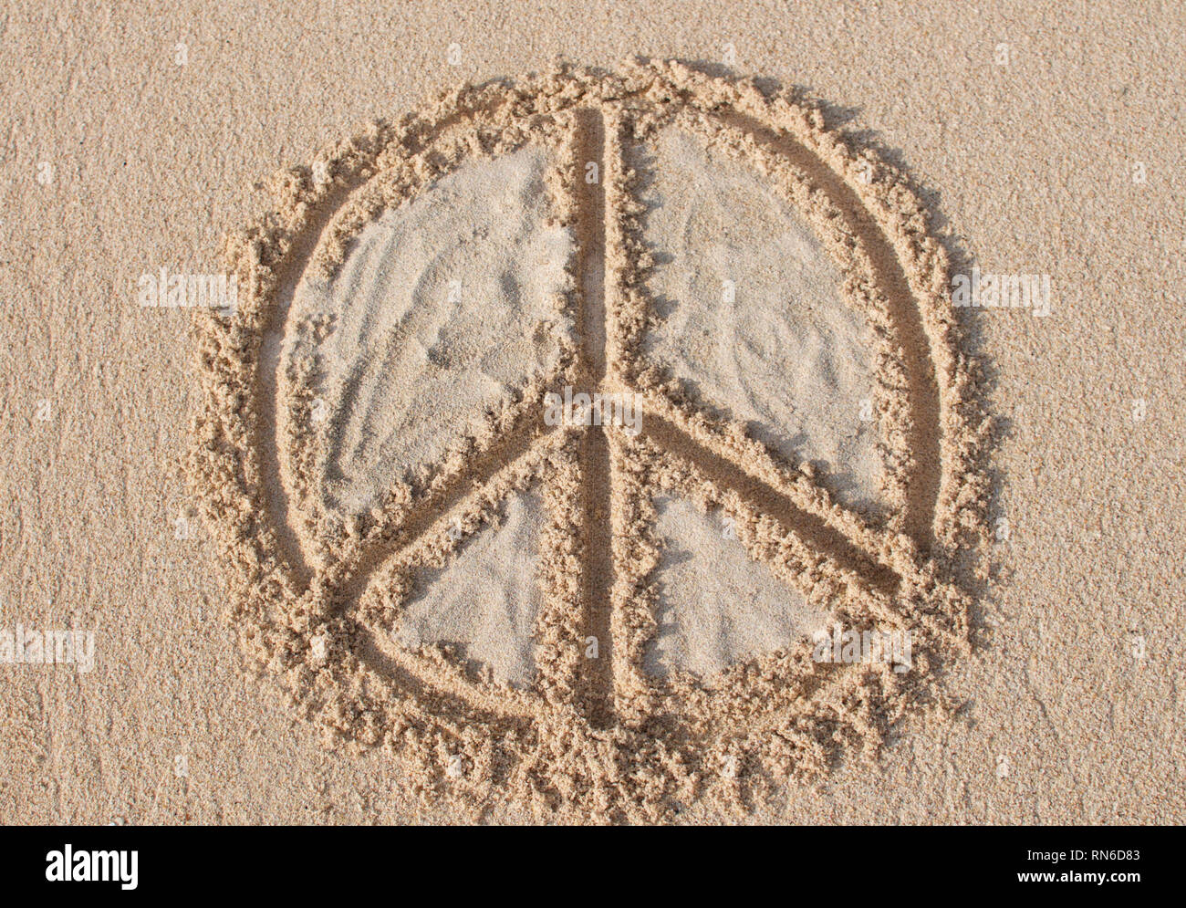 Peace symbol hi-res stock photography and images - Alamy