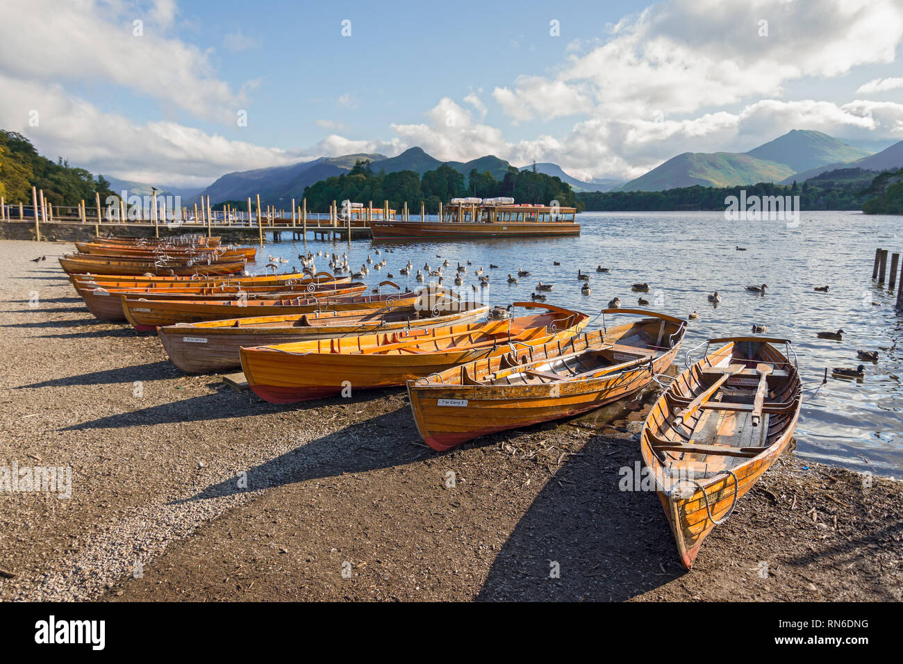 Row boats hi-res stock photography and images - Alamy