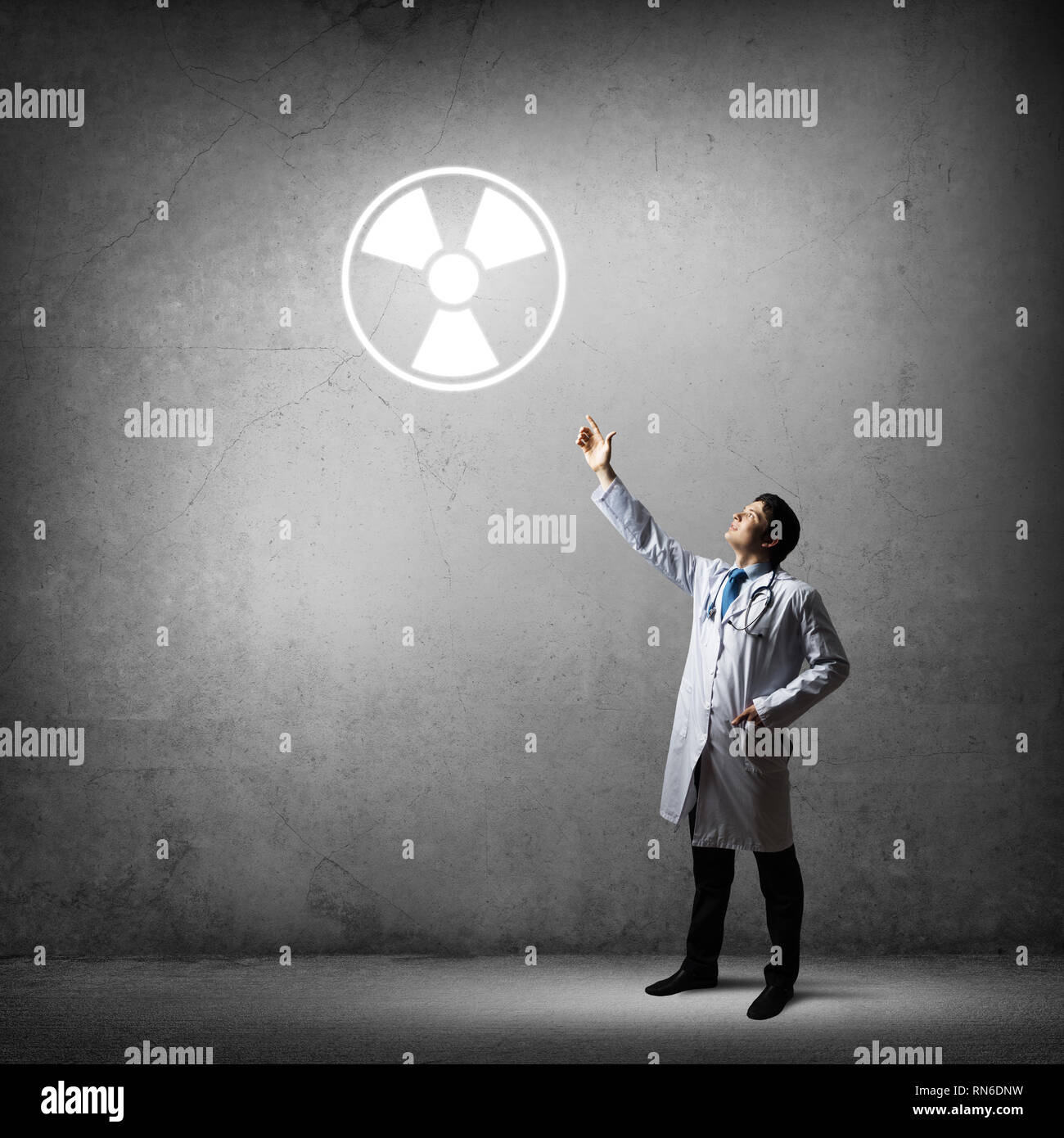 Medical industry and radioactive materials Stock Photo - Alamy