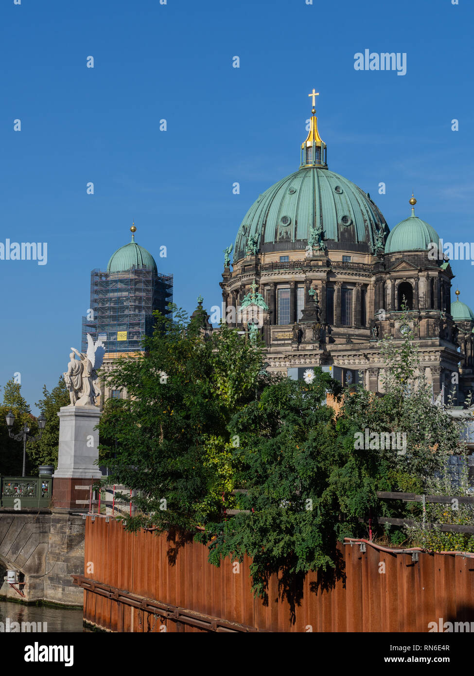 Side dome berlin cathedral hi-res stock photography and images - Alamy